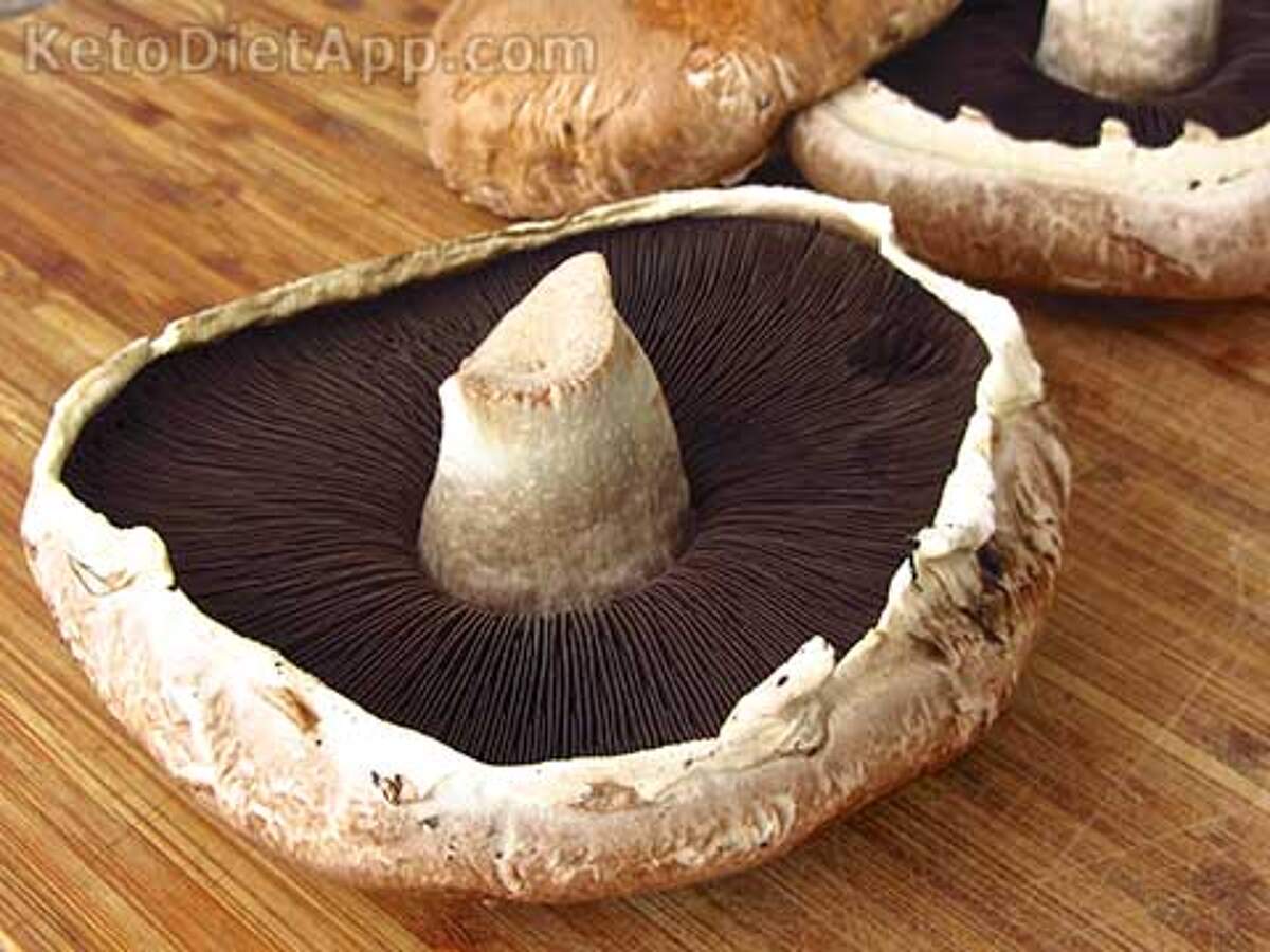 Low-Carb Italian Baked Mushrooms | KetoDiet Blog