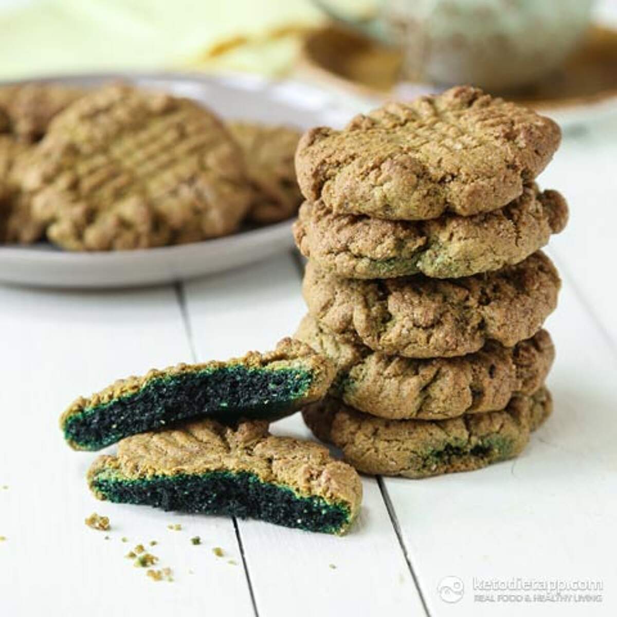 5 Ingredient Nut-Free Keto Green Cookies | KetoDiet Blog