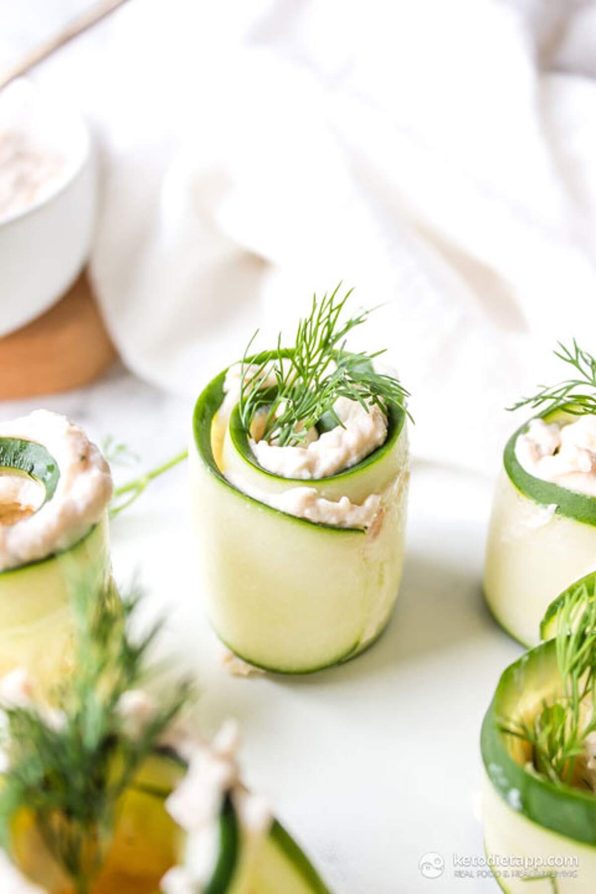 5-Ingredient Salmon Mousse Cucumber Rolls | KetoDiet Blog