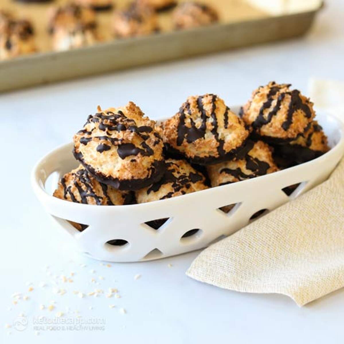 Keto Coconut Macaroons | KetoDiet Blog