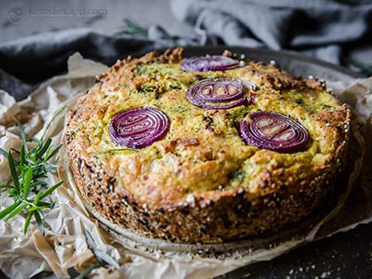 Low-Carb Broccoli Cake | KetoDiet Blog