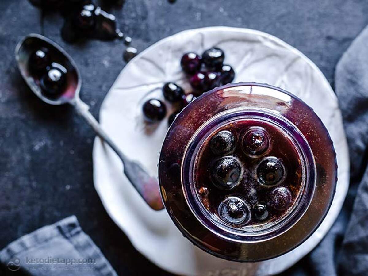 Low-Carb Pickled Blueberries | KetoDiet Blog