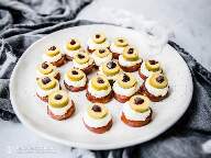 Spooky Halloween Chorizo Olive Eyeballs | KetoDiet Blog