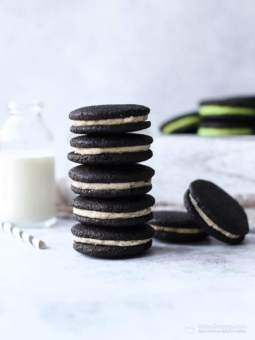 The Best Low-Carb Oreo Cookies | KetoDiet Blog