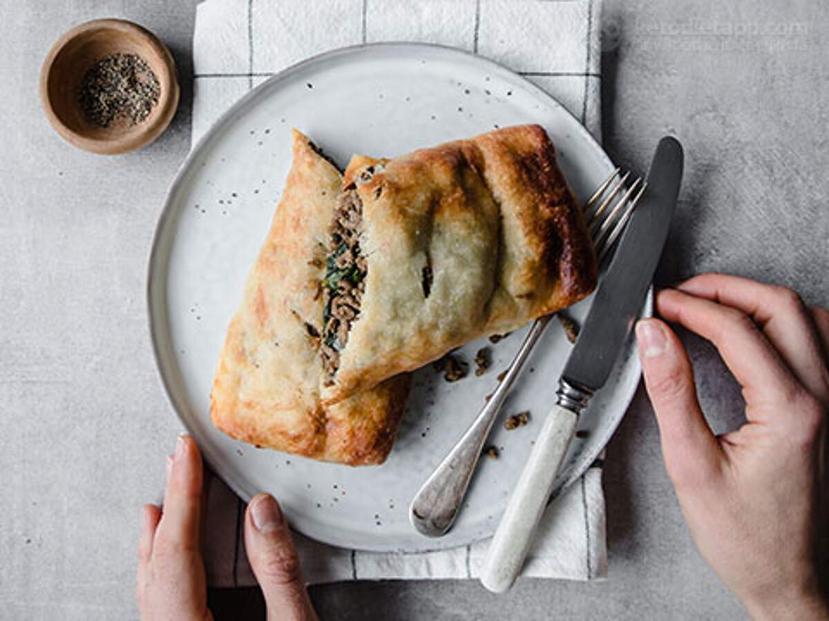 Spicy Beef Keto Hot Pockets | KetoDiet Blog