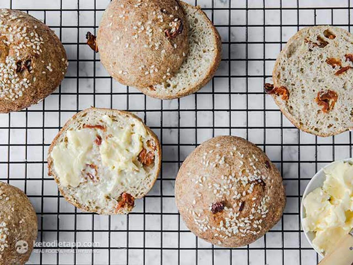 Parmesan & Tomato Keto Bread Buns | KetoDiet Blog