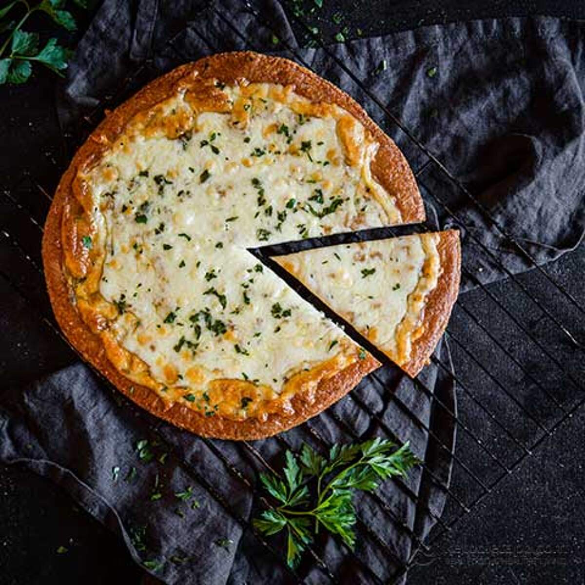 Keto Classic Cheese Garlic Pizza | KetoDiet Blog