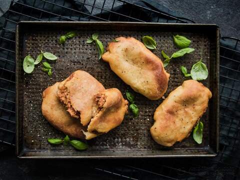 Low-Carb Italian Melt Bread Pockets | KetoDiet Blog