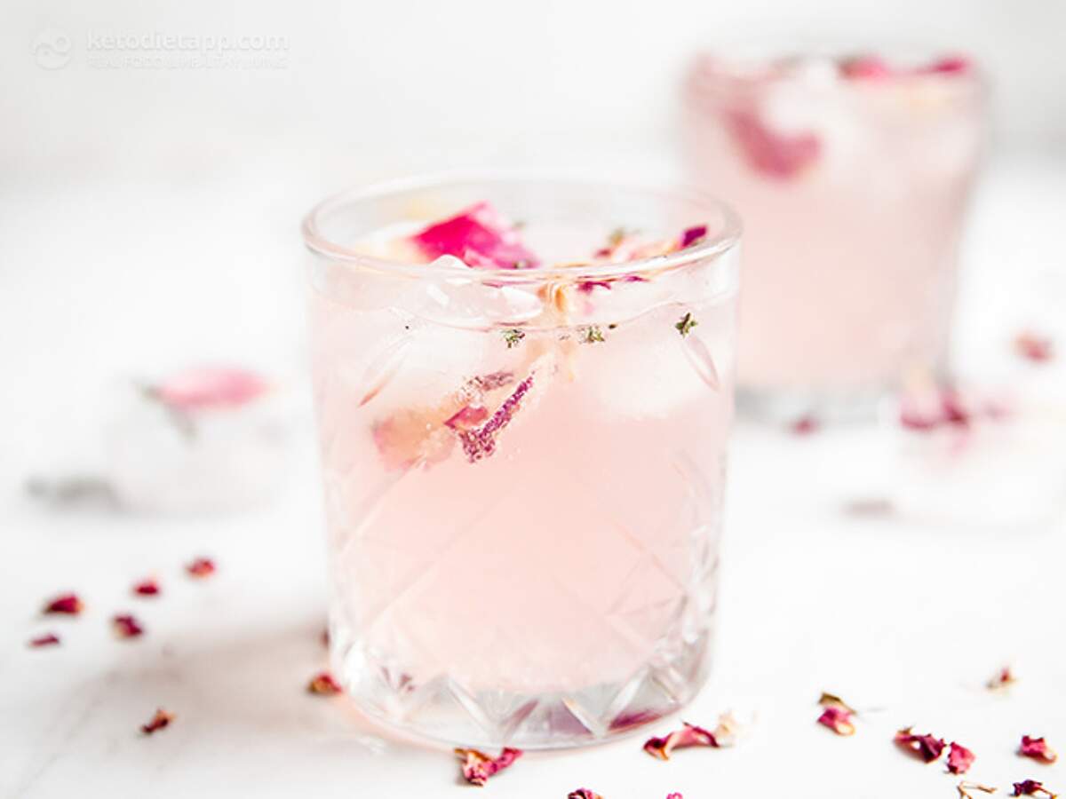 Low-Carb Pink Rose Cocktail | KetoDiet Blog
