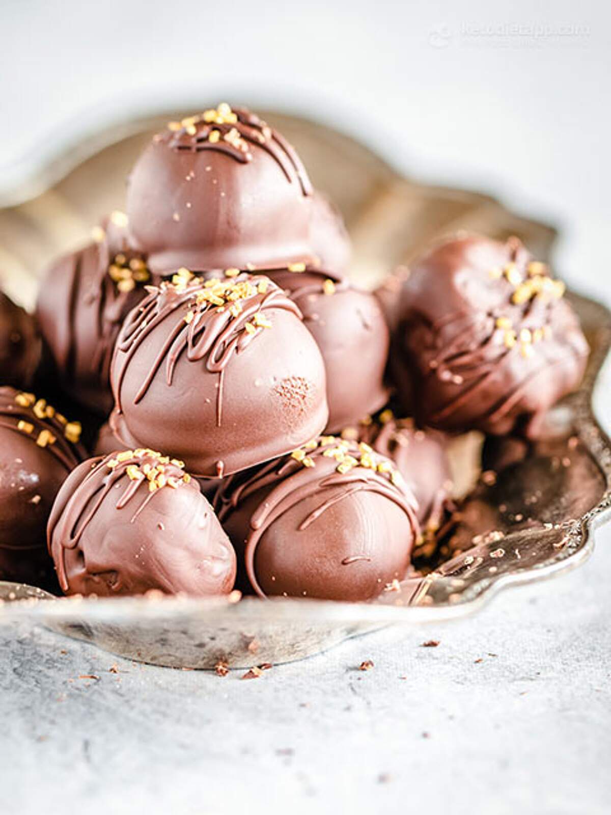 Keto Peanut Butter Truffles | KetoDiet Blog