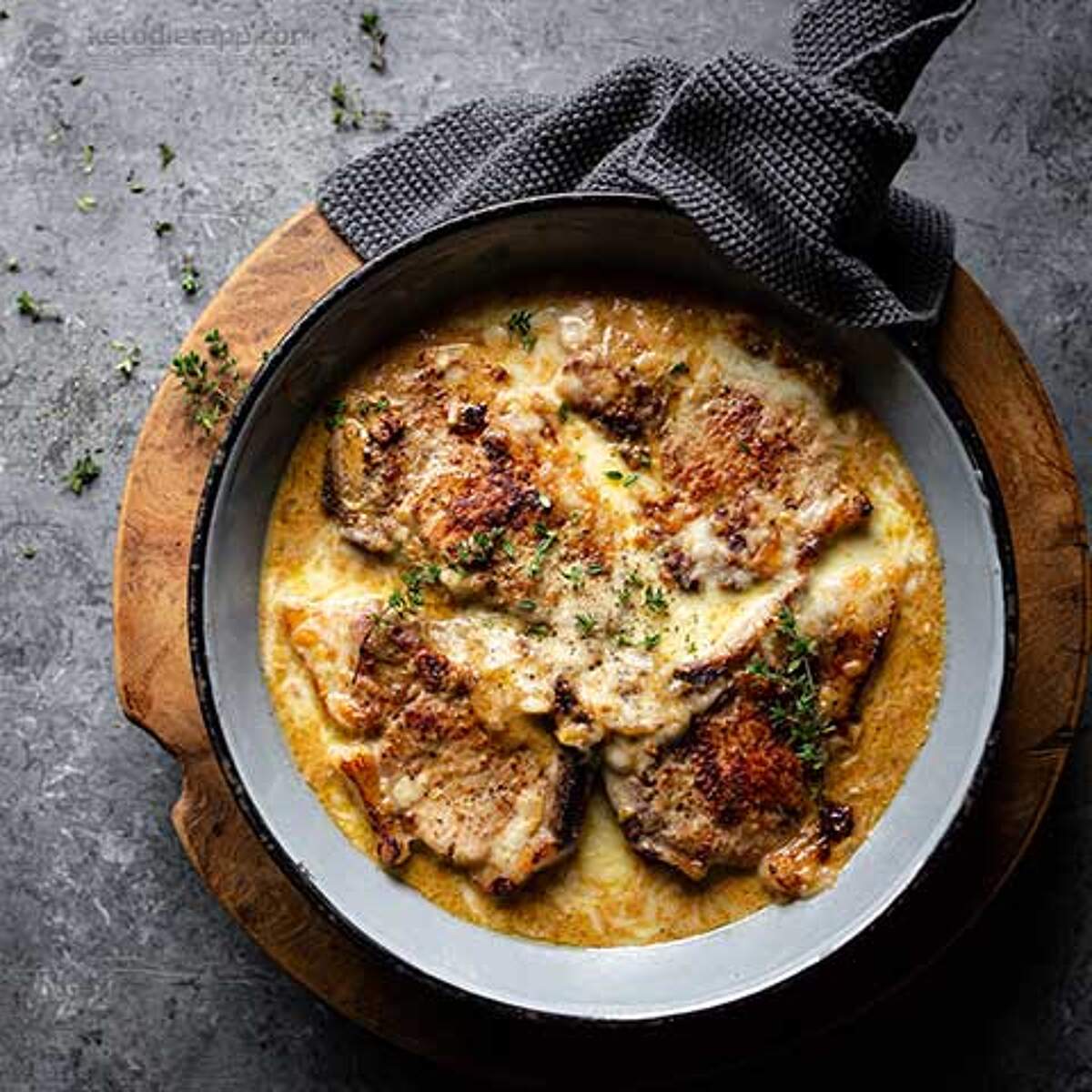 Seared Pork Chops with Creamy Cheese Sauce | KetoDiet Blog