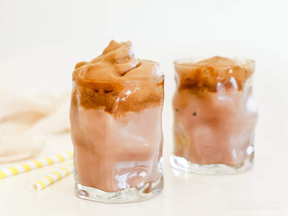 Low-Carb Mocha Dalgona Coffee | KetoDiet Blog