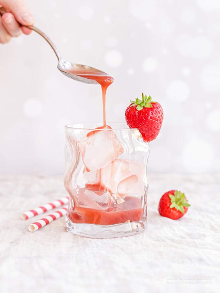 Homemade Sugar-Free Strawberry Syrup | KetoDiet Blog