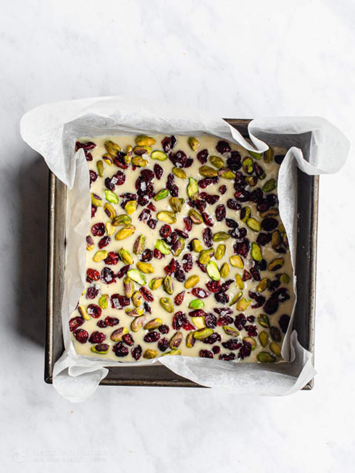 Keto White Chocolate Cranberry Bark | KetoDiet Blog