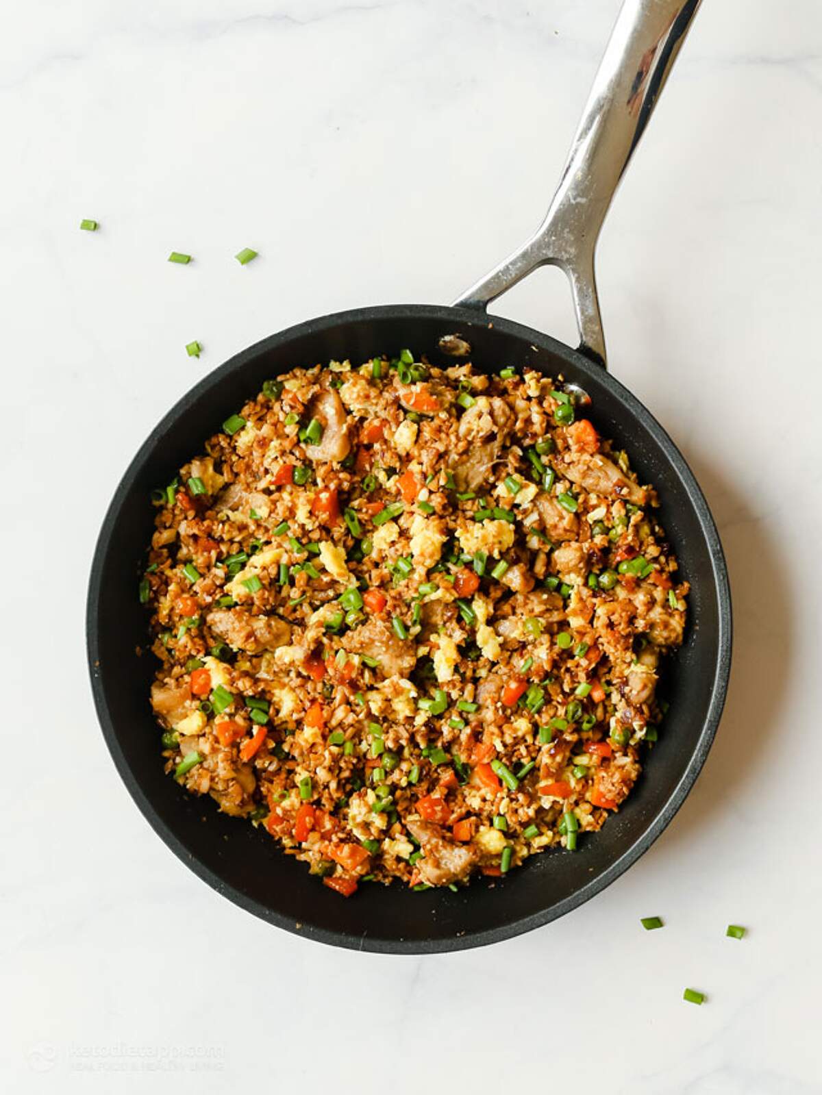 Keto Chicken Fried Rice | KetoDiet Blog