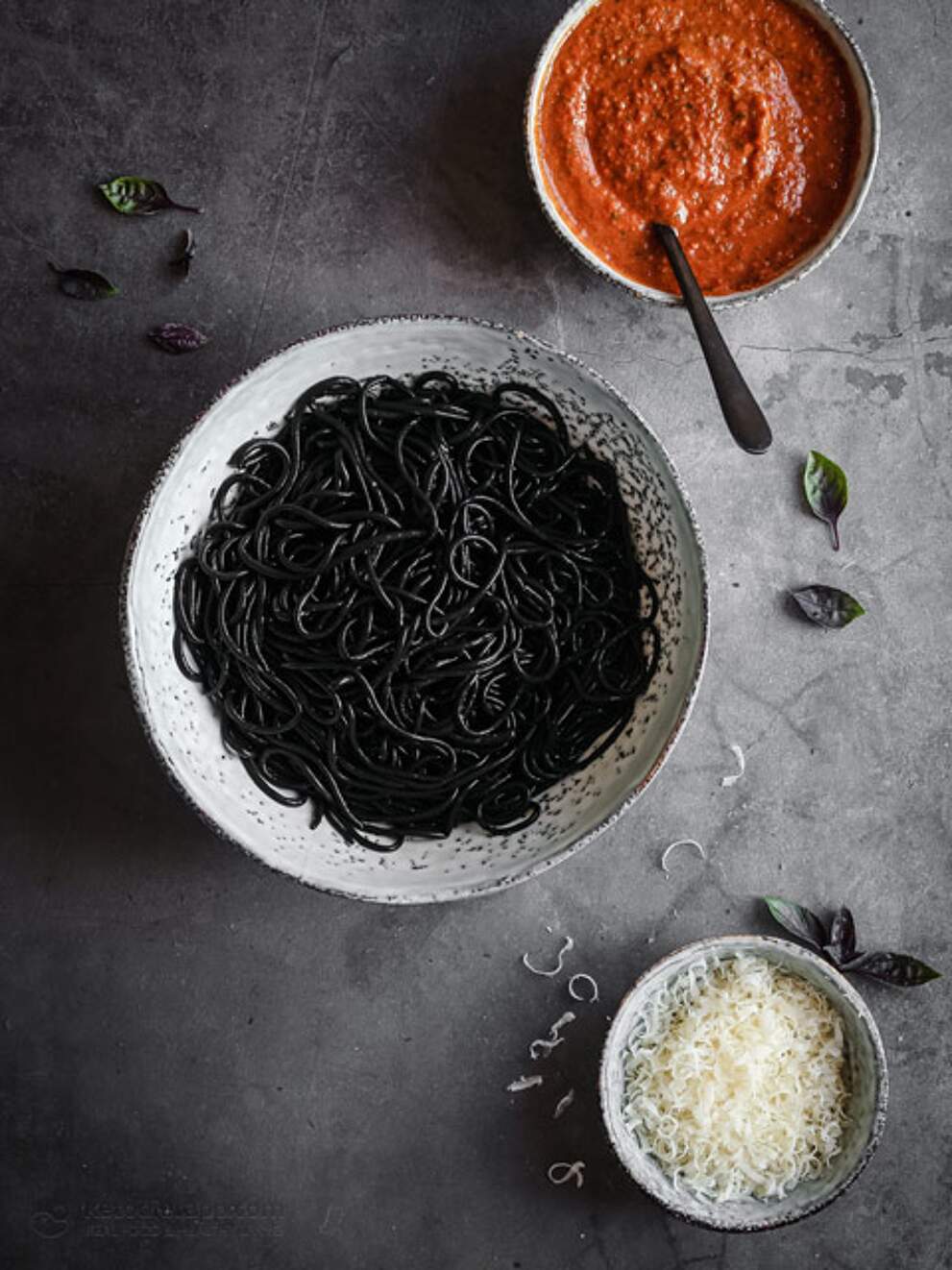 Keto Black Spaghetti Pasta Noodles | KetoDiet Blog