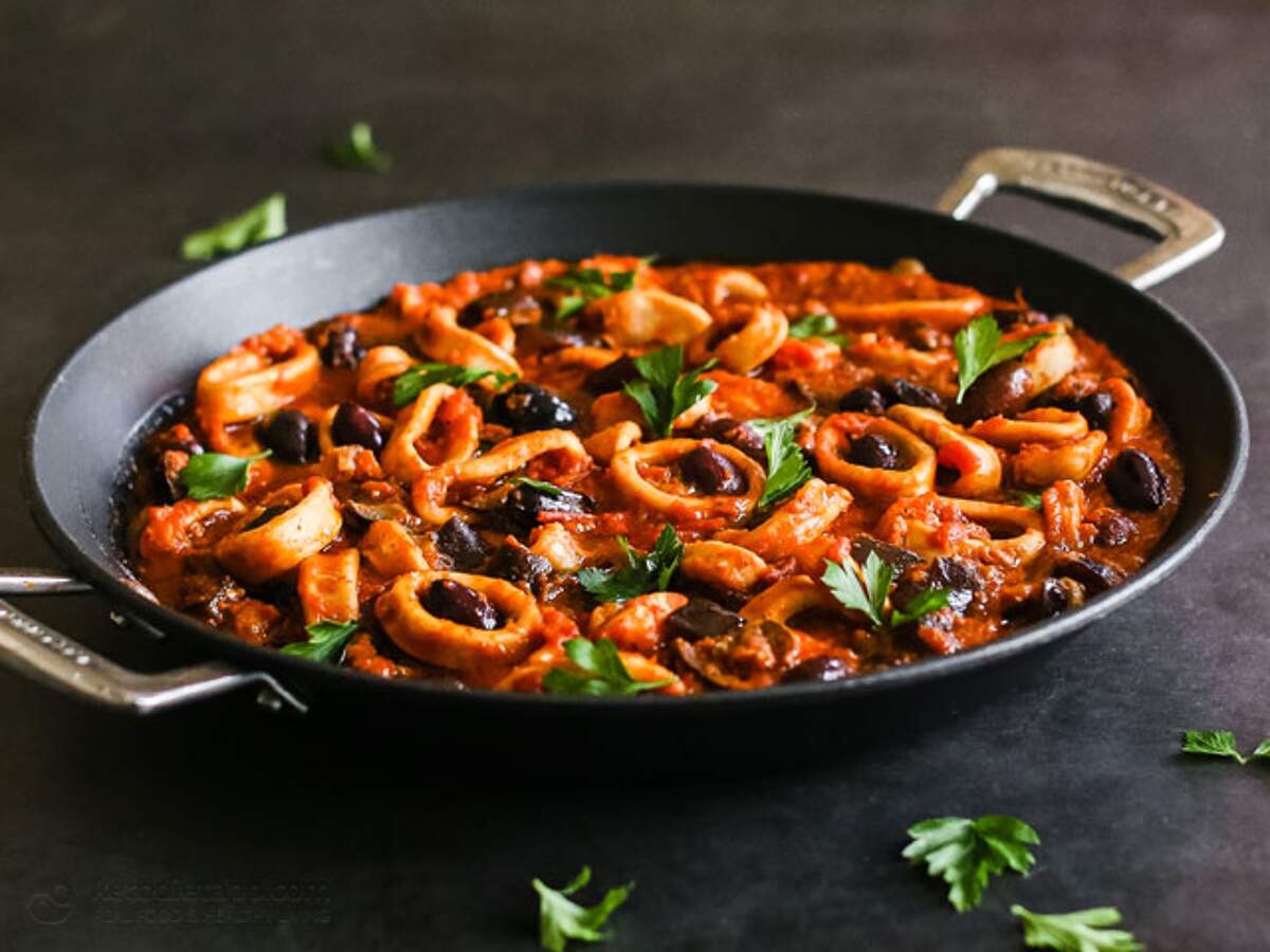 Low-Carb Greek Calamari Stew | KetoDiet Blog
