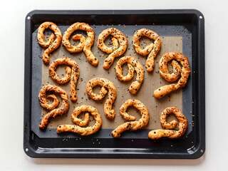 Keto Pastry Snakes | KetoDiet Blog