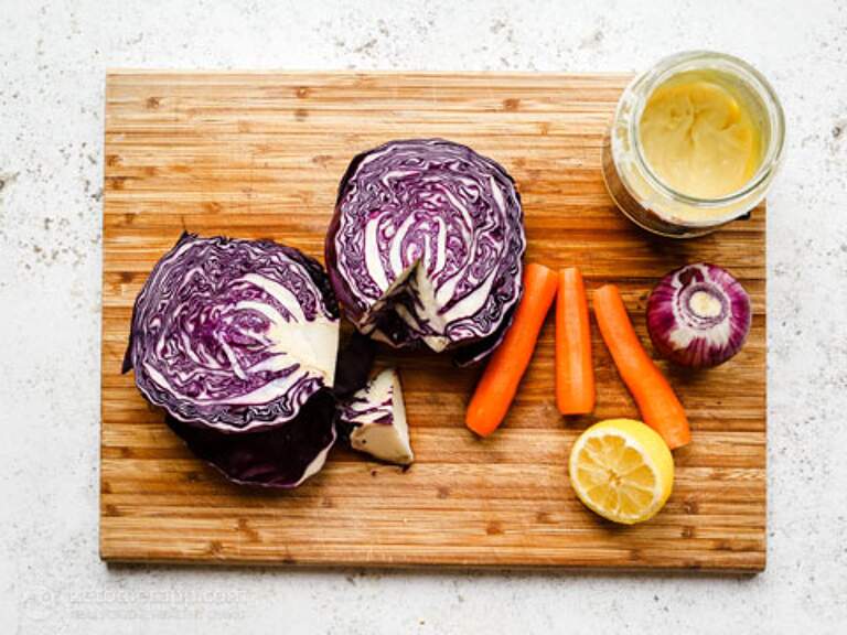 Creamy Red Cabbage Coleslaw | KetoDiet Blog