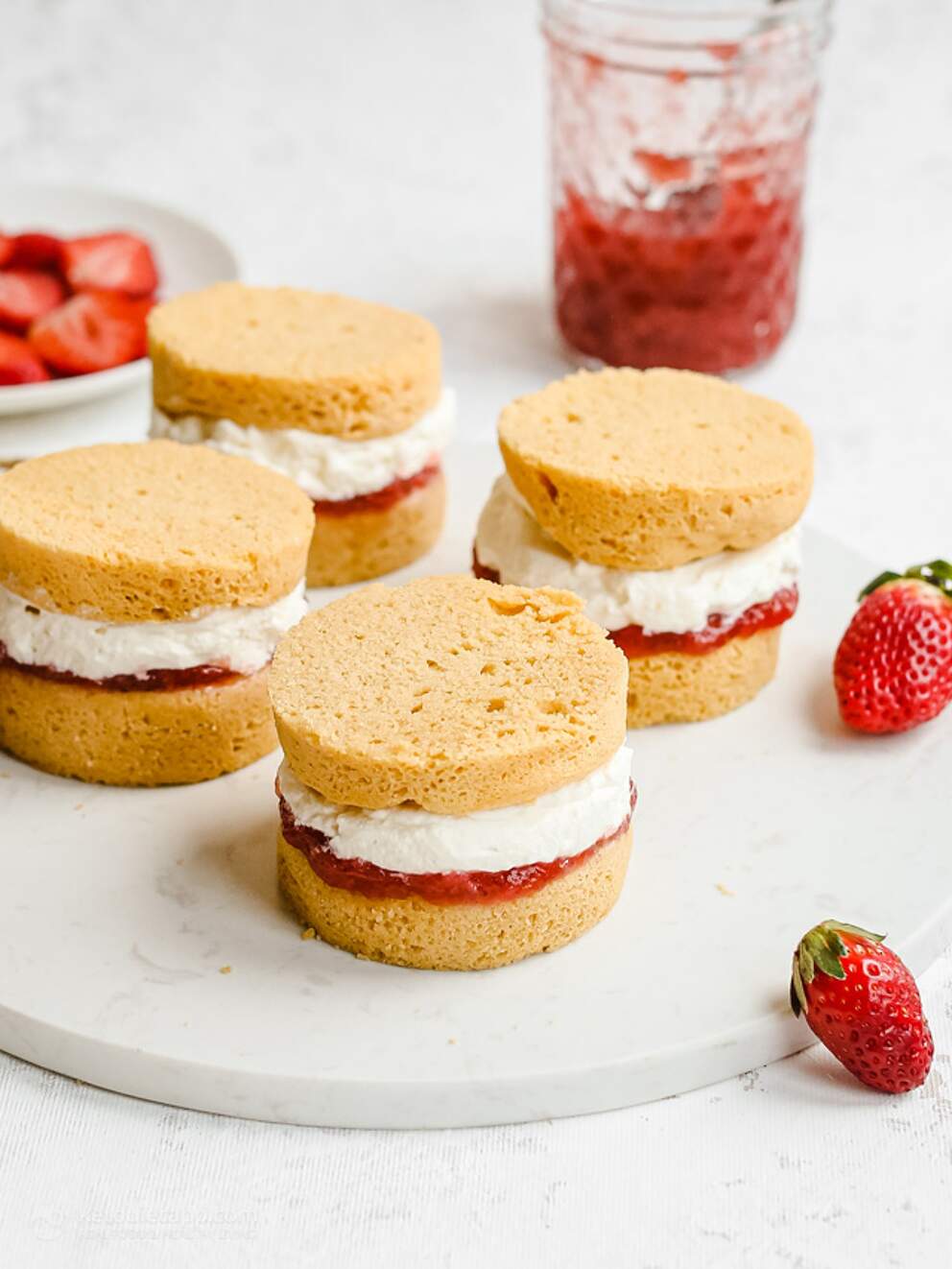 Individual Keto Victoria Sponge Cakes | KetoDiet Blog