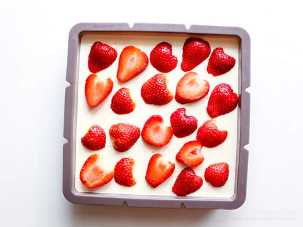 Keto Red, White & Blue Jello Cake | KetoDiet Blog