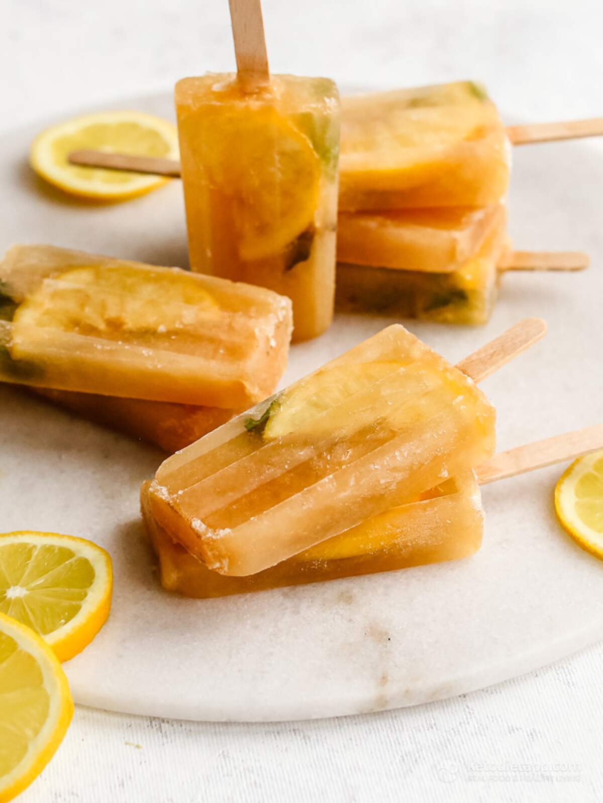 Sugar-Free Lemon Ice Tea Popsicles | KetoDiet Blog