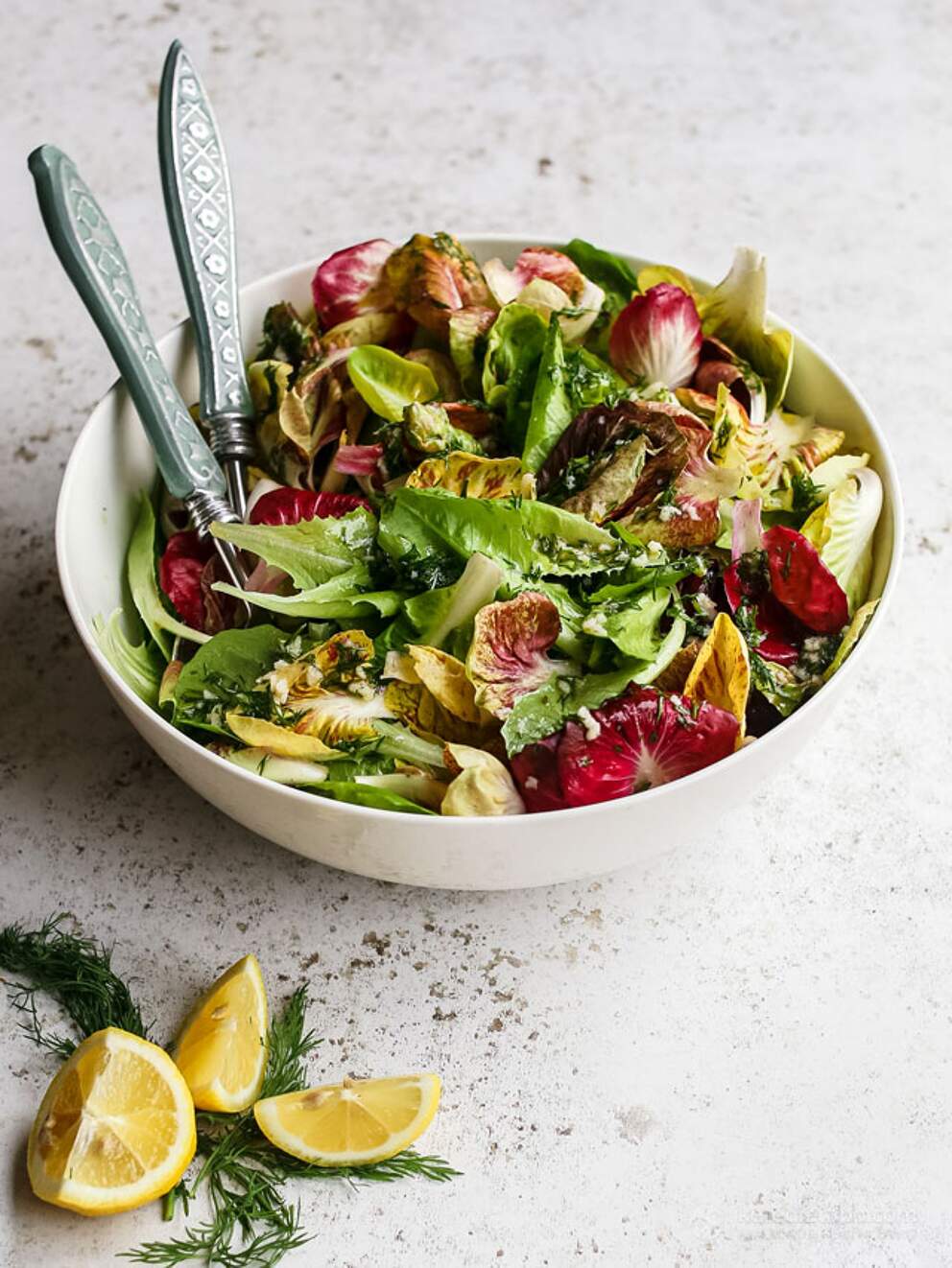 Crunchy Lemon & Herb Lettuce Salad | KetoDiet Blog