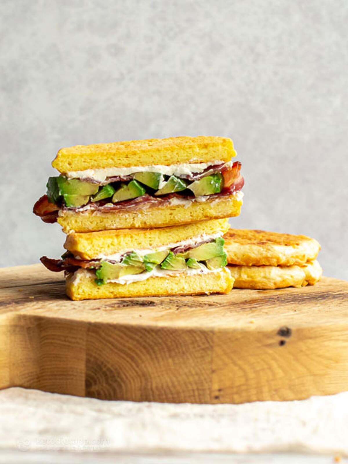 Bacon & Avocado Chaffle Sandwich | KetoDiet Blog