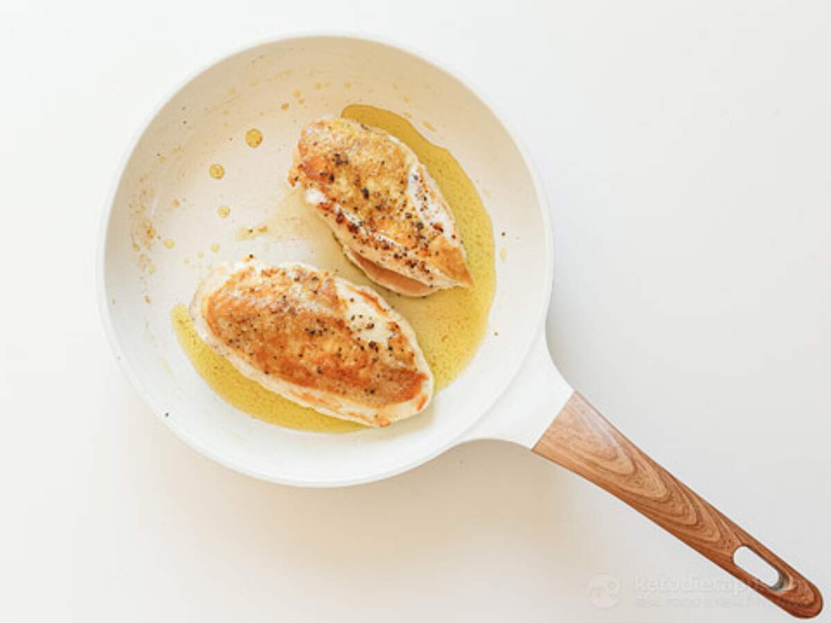 Low-Carb Breton Chicken | KetoDiet Blog