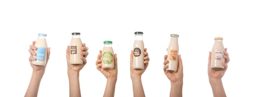 Milk on Low-Carb: What Works, What Doesn’t, and When It Matters ...